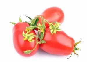 گرین ہاؤس اور بیرونی مٹی (ویڈیو، تصویر، سکیم) میں ٹماٹر کو درست طریقے سے پیکنگ کرنے کے لئے، جس کی قسمیں اقدامات کی ضرورت نہیں ہے 79_12