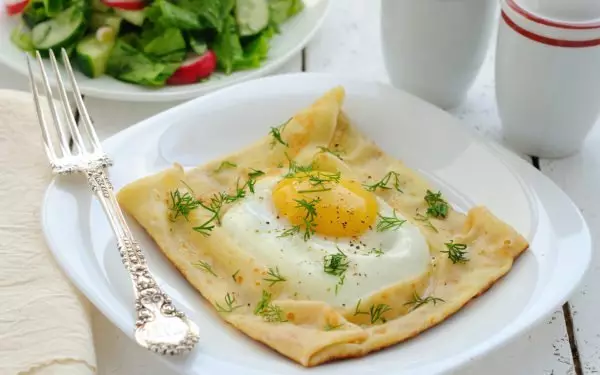 Scrambled Eeër op enger Panakke