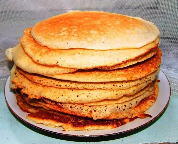 Doldurulmuş pancake: Şəkilləri olan reseptlər, nə doldurma və necə bişirmək olar