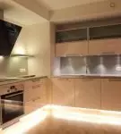 Светилки под кабинети во кујната