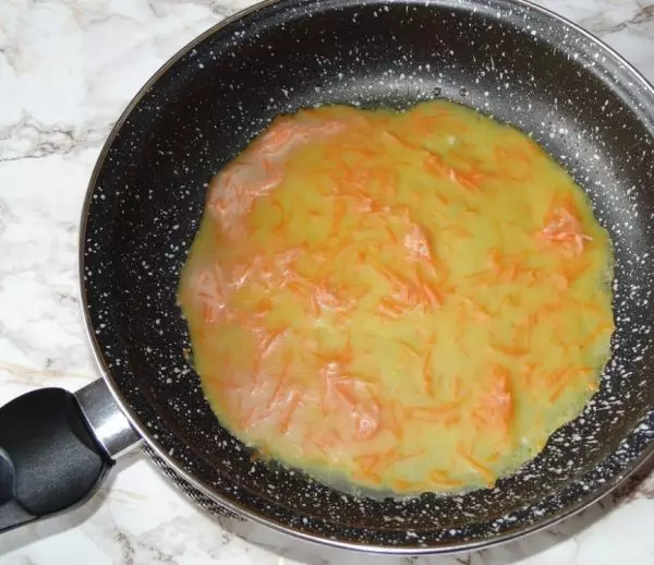 پنکیک هویج نیمه آماده در طرح