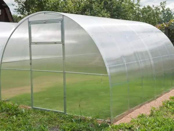 Overhead Polycarbonate Greenhouse