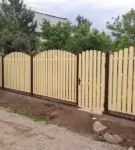 Type Fence Stakenik